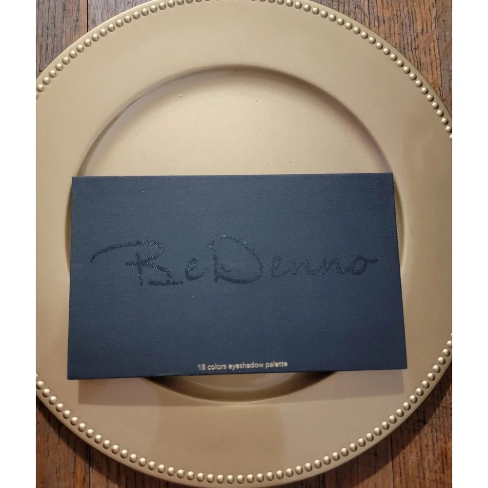 BeDenno | Makeup | Bedenno 8 Colors Eyeshadow Palette Matte Shimmer ...